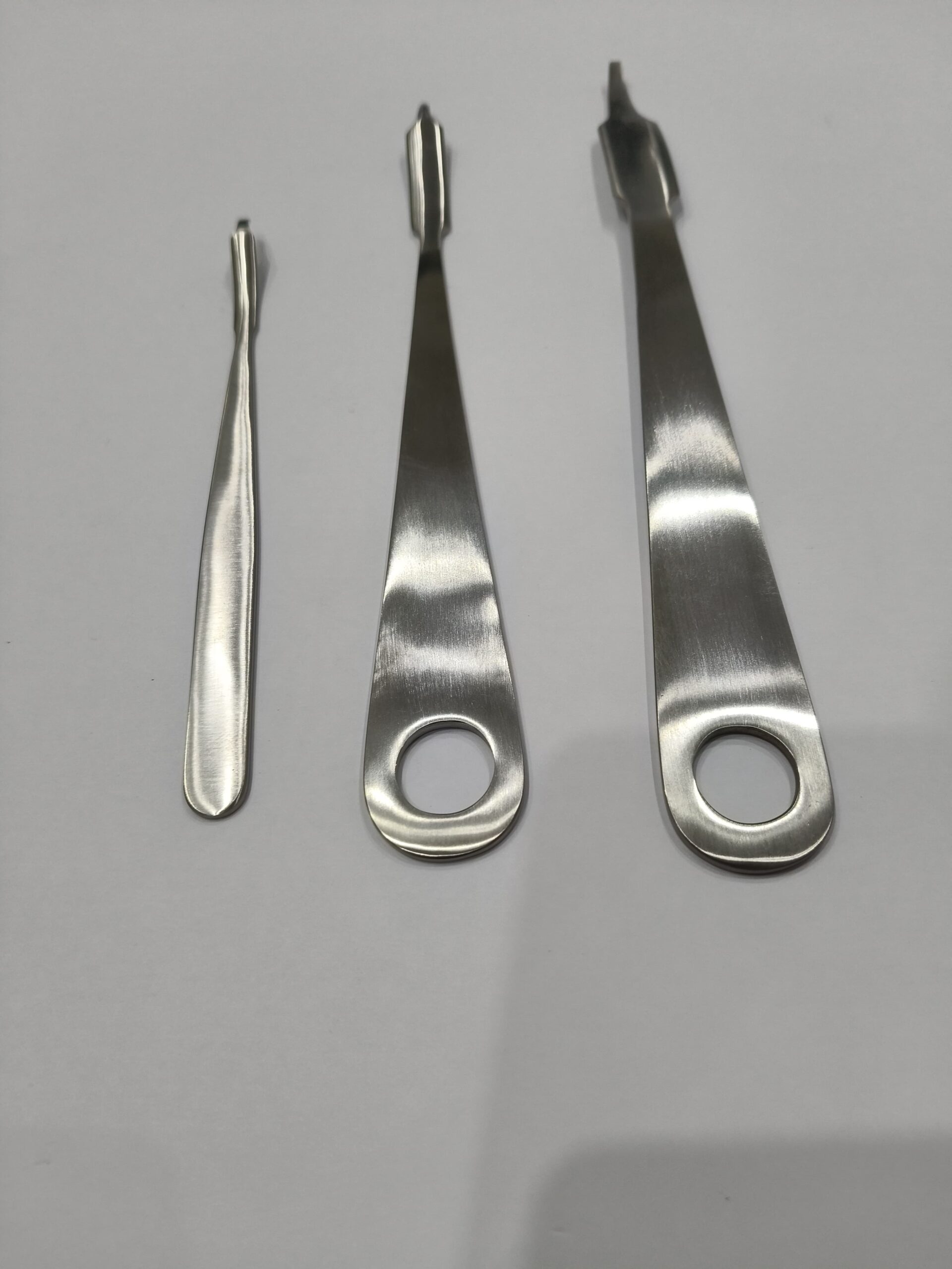 Hohhmann Bone Lever Rectractor – Manufacturer of Veterinary, Surgical ...